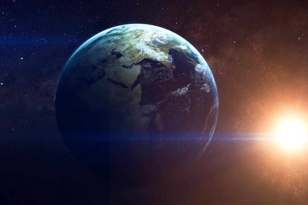 Maailmanloppu on tulossa, siirretään maapalloa - Kirkko ja kaupunki