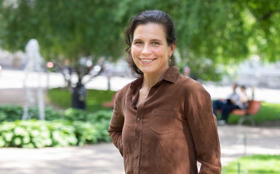 Seniorit ovat usein deittisovelluksiin tyytyväisempiä kuin nuoremmat ...