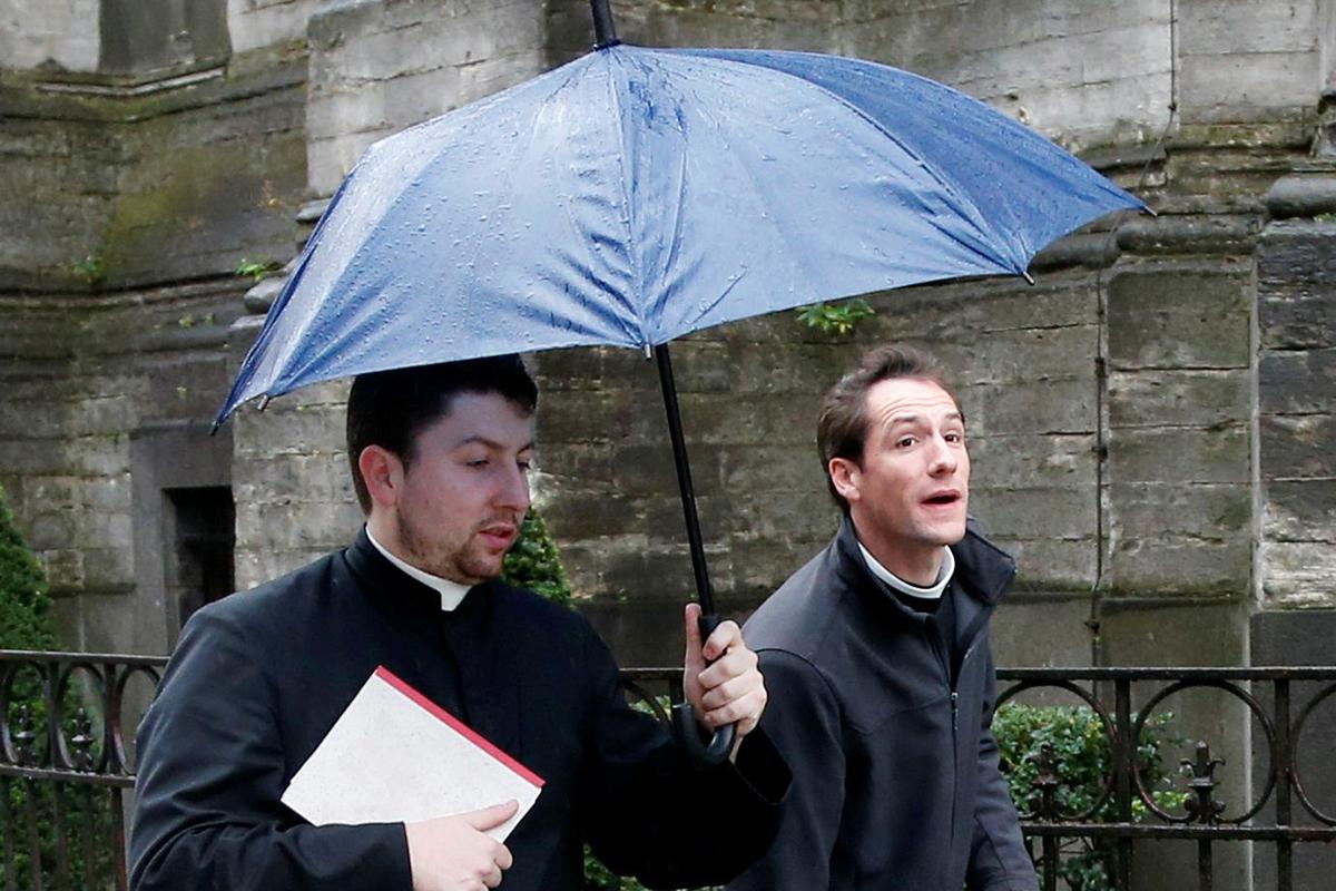 Miltä usko näyttää? – Brysselissä pannaan oluella kirkko kuntoon ...